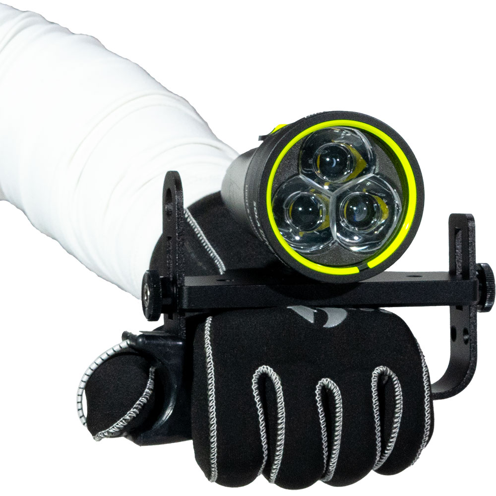 Light & Motion Sola Dive Pro 2000 Underwater Dive Spot Light with ...